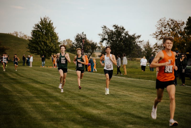 Guardian Gallery: Cross Country at BGSU - Wright State Guardian